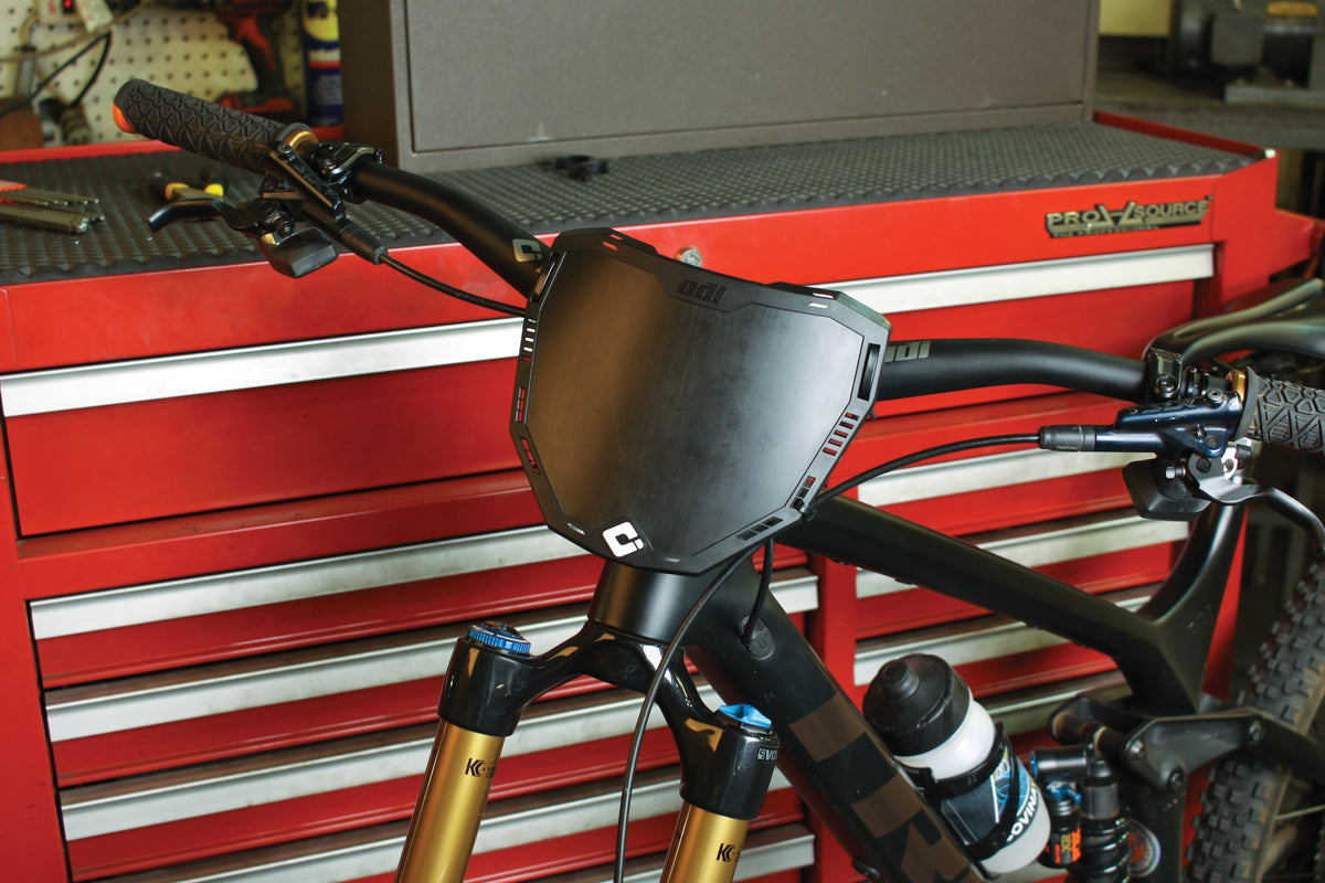 ODI UNIVERSAL NUMBER PLATE