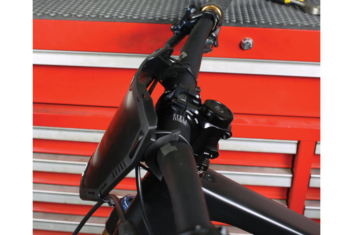 ODI UNIVERSAL NUMBER PLATE